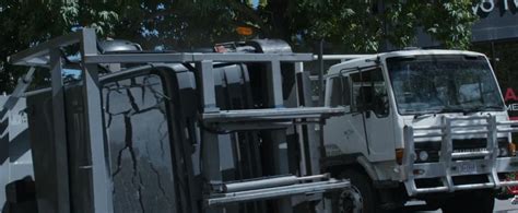 Imcdb Org Mitsubishi Fuso F Series In Blacklight
