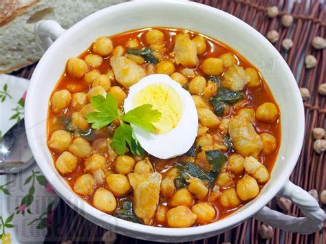 Potaje De Garbanzos Con Bacalao Y Espinacas El Cocinero Casero De