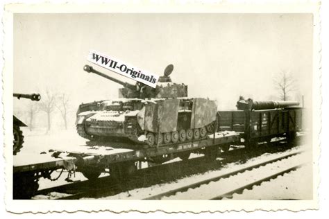 Panzer IV Seitenschürzen Tarnmuster Ardennen Belgien Winter 44 45