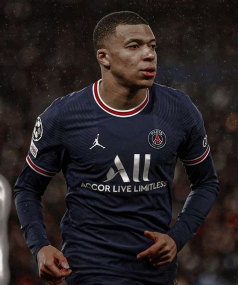 Marca histórica Mbappé já é o maior goleador do Paris Saint Germain