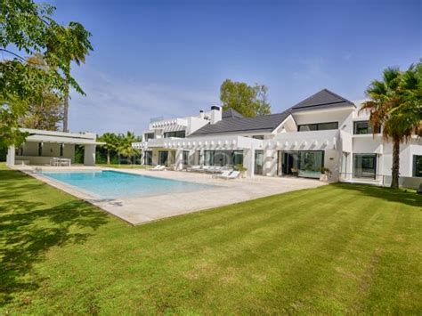 Stunning Modern Style Villa In Guadalmina Baja Marbella Benarroch