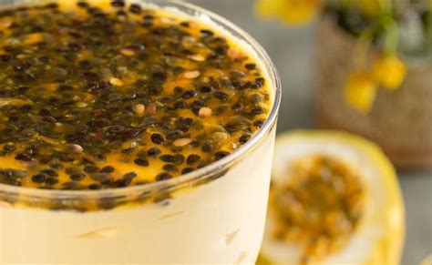 Mousse de maracujá sem creme de leite do jeito mais rápido de fazer