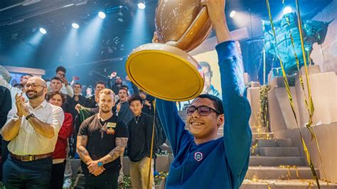 Mohamed Light Nuevo Campe N Del Mundo De Clash Royale