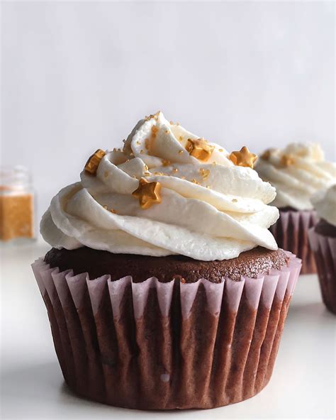 Dark Chocolate Cupcakes With Vanilla Buttercream Frosting Recipe The