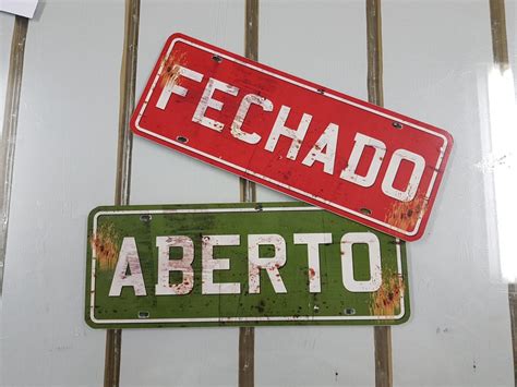 Placa Aberto e Fechado Mitaro Impressão Digital