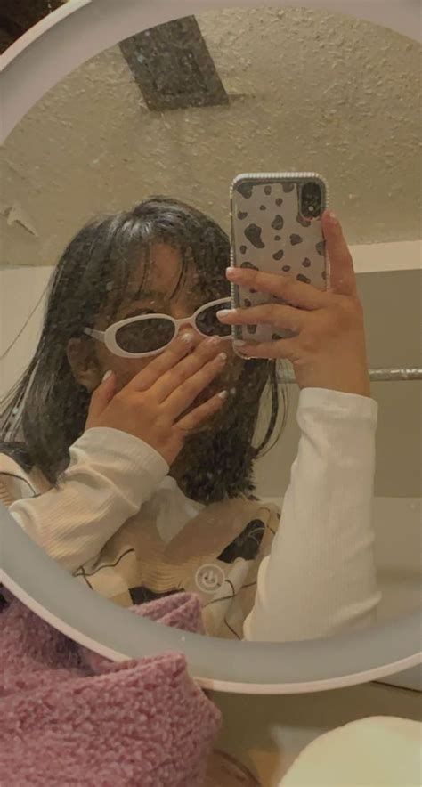 Mirror Selfie Poses Aesthetic Mirror Selfie Poses Sel