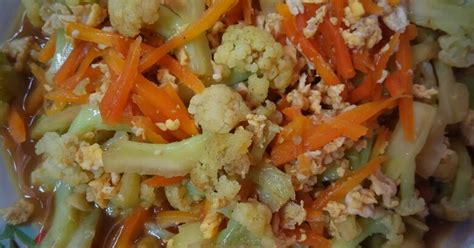 Resep Orak Arik Telur Wortel Dan Kembang Kol Oleh Nok Alit Cookpad