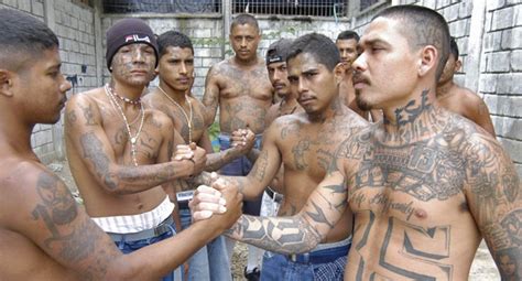 Violencia en El Salvador aumenta cada día derramando la sangre