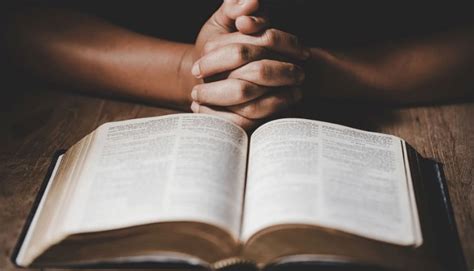 Versículos de gratidão ao senhor 33 Versículos de gratidão ao Senhor