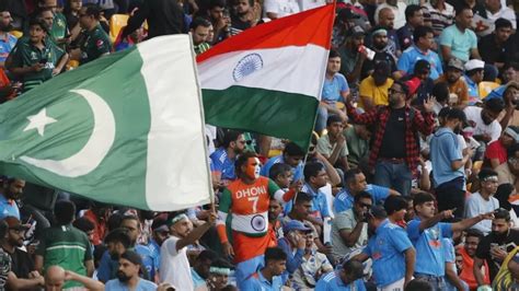 पकसतन न ICC चपयस टरफ 2025 क लए भरतय फस क द खशखबर