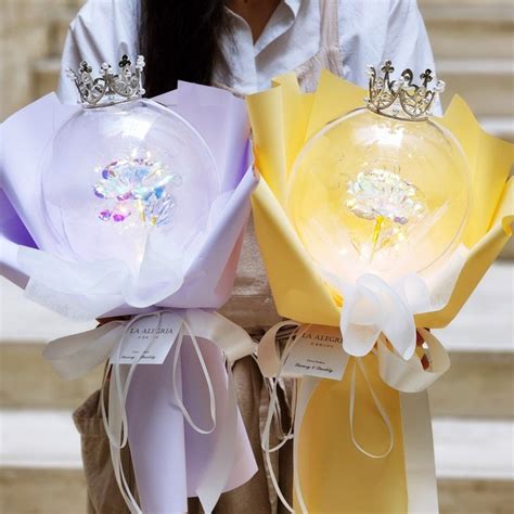 라알레그리아 LED 홀로그램 장미 티아라 왕관 꽃풍선 꽃다발 레터링풍선 풍선꽃다발 선물 졸업식 입학식 발표회 연주회 학예회