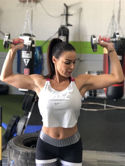 TW Pornstars Kendra Lust Twitter Shoulderworkout Girlsthatlift