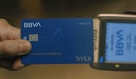BBVA lanza Aqua la primera tarjeta sin números impresos y CVV dinámico