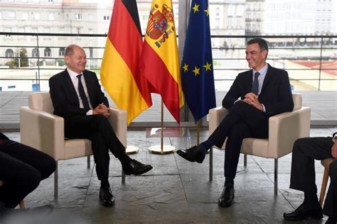Arranca En A Coru A La Cumbre Hispano Alemana Con La Reuni N De S Nchez