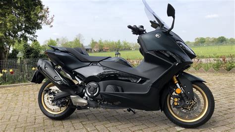Review Yamaha TMAX Tech MAX 2022 MotorRAI Nl