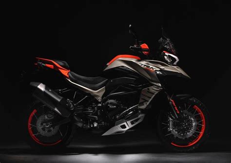 EICMA 2021 le novità Benelli TRK 800 VIDEO e FOTO News Moto it