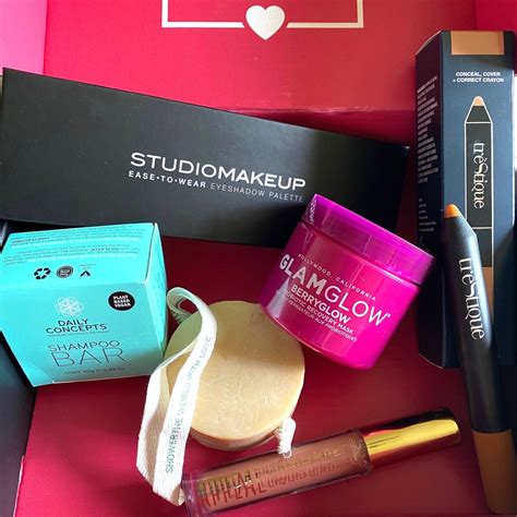 BOXYCHARM Subscription Review May 2020 Free Gift Coupon Code