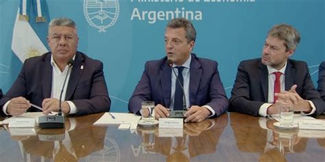 Chiqui Tapia y Sergio Massa anunciaron que Argentina será sede del