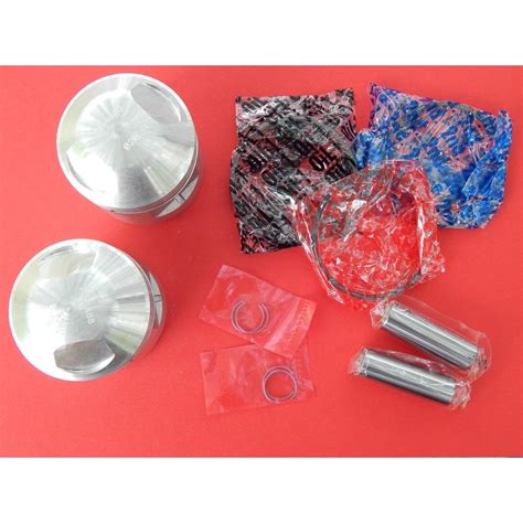 Jeu De Pistons Complet Avec Segments Et Axes Triumph T Mm