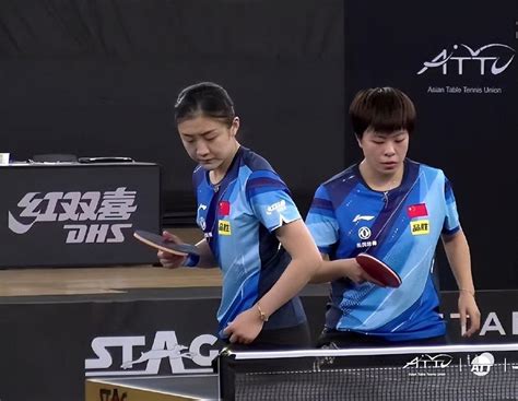 4 04 2国乒女双太强悍孙颖莎王曼昱携手陈梦王艺迪晋级