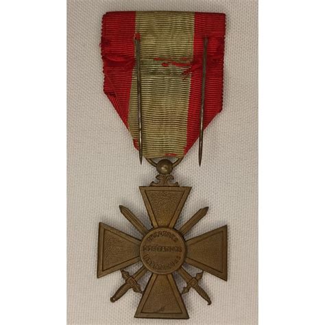 Médaille croix de guerre toe 14 18