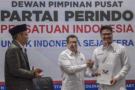 Pelantikan Pengurus Baru Partai Perindo Antara Foto