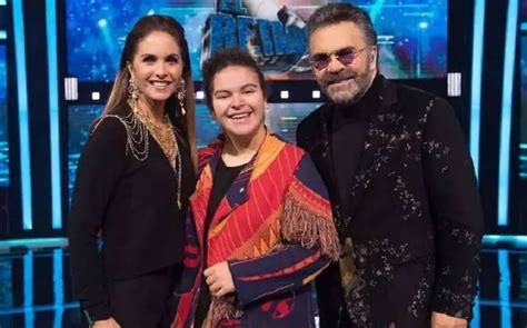 Lucerito Mijares Aparece Cantando En El Concierto De Sus Padres Y Le