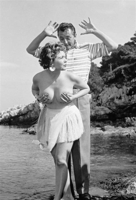 Rita Hayworth Topless Telegraph