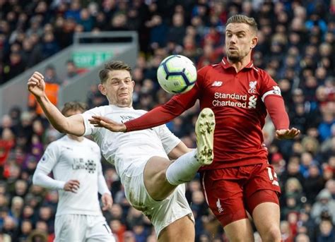 El Liverpool Golea Al Burnley Y Se Aferra A La Premier Estadio Deportivo
