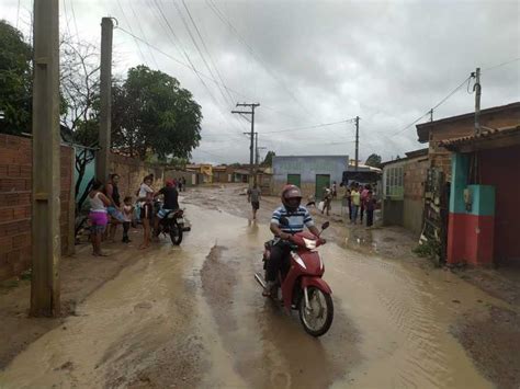 Conquista Forte Chuva Alaga Ruas E Invade Casas No Batuque Confira O