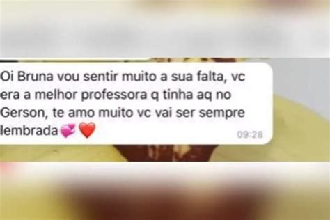 Alunos apoiam professora após demissão por vazamento de nudes em Goiás