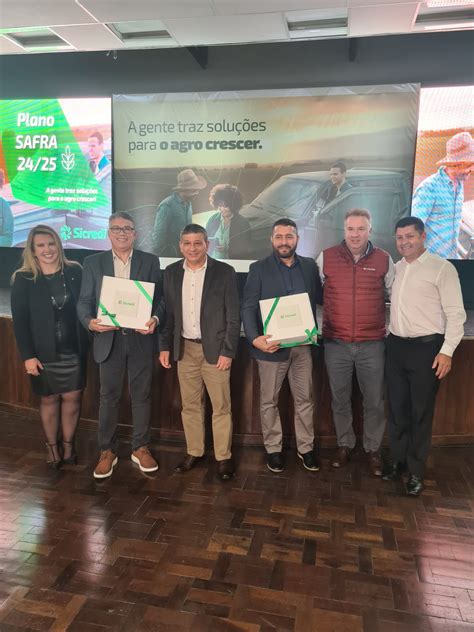 Sicredi Campos Gerais e Grande Curitiba PR SP realiza lançamento do