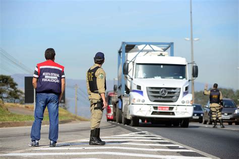 Rodovias federais têm 84 mortos e 1 066 feridos no feriado Metrópoles