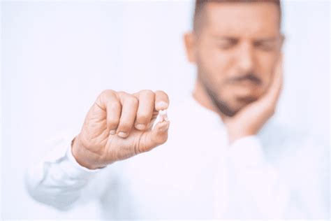 Qué hacer si se rompe un diente definitivo Clínica Dental en Zaragoza