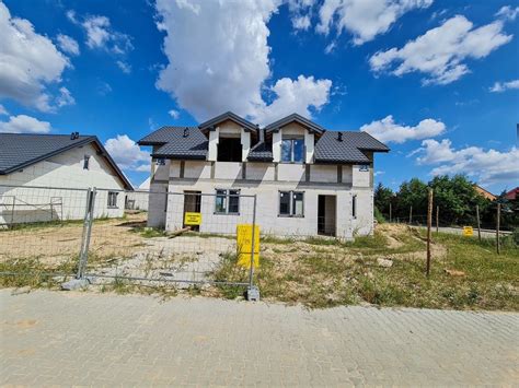 Lokal mieszkalny o pow 90 38 m² z działką o pow 225 m² 359 000 zł