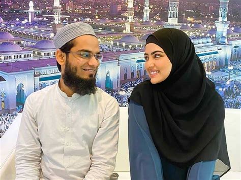 Sana Khan Shares A Glimpse Of Her Journey To Makkah Video