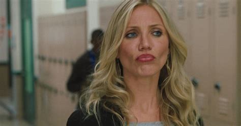 Bad Teacher 10 Worst Things Cameron Diazs Character Did As An Educator