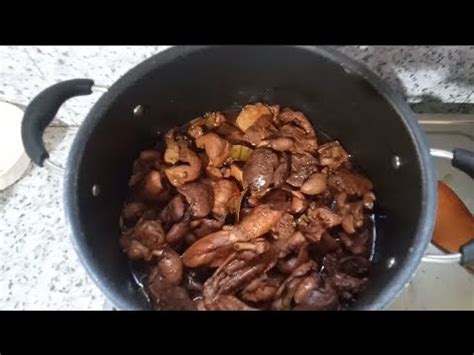 Adobong Manok With Atay At Balonbalonan Ng Manok Pinaghalo Po Tara Kain