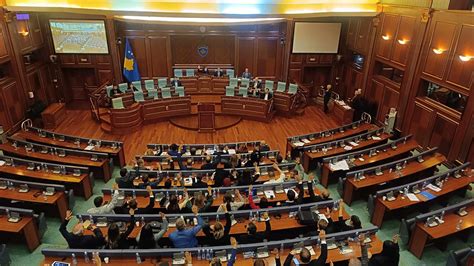 Kuvendi miratoi në shqyrtim të parë Projektligjin mbi ndarjet buxhetore