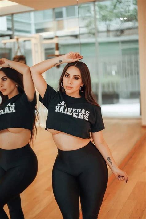 Famosas Mundial On Twitter RT Plus Famosas J S