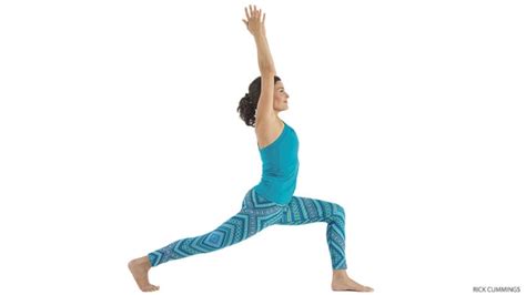 3 poses de preparación para la pose de ocho ángulos astavakrasana