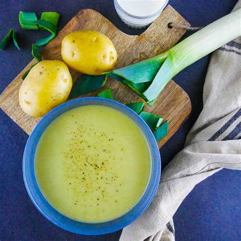 Velouté poireaux pomme de terre recette soupe la cerise sur le maillot