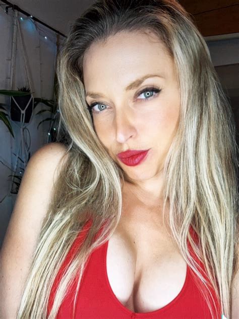 U Scarlettjanek Scarlett Kendall On Reddxxx The Nsfw Browser
