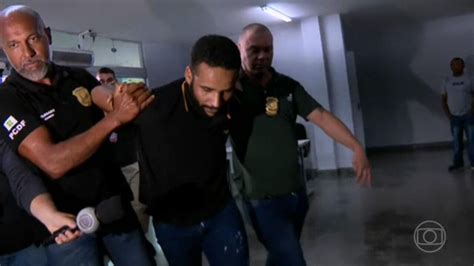 Quarto suspeito de participação na execução de família se entrega à