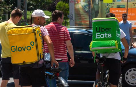 Czy Uber Eats zwraca pieniądze Swyft
