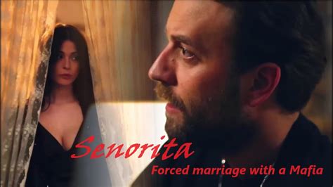 Leyla Yavuz Señorita Forced marriage with a Mafia Hudutsuz Sevda