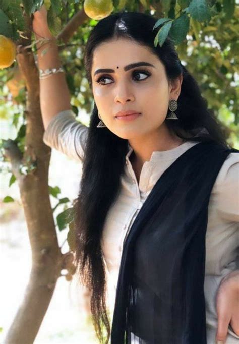 Pin By Manish Sood 🌻 On Unknown Girl Beautiful Girl Body Beauty Girl Beautiful Girl Face