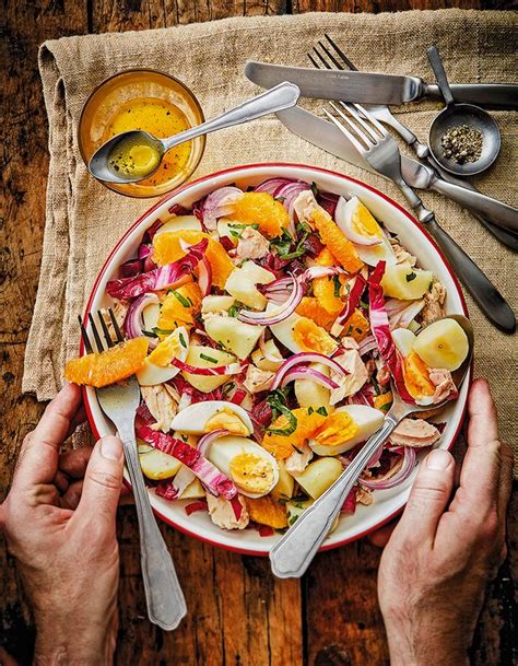 Salade De Pommes De Terre Aux Betteraves Oeufs Durs Thon Et Supr Mes