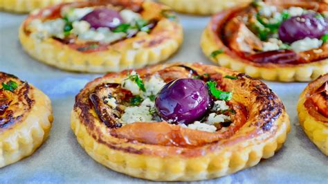 Recette de Mini pizza facile rapide et super bon وصفة اسهل ميني بيتزا