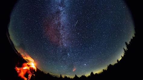 Chuva De Meteoros Perseidas Ter M Xima Atividade Na Segunda Saiba